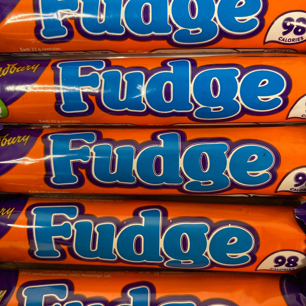 15x Cadbury Fudge Chocolate Bars (3 Packs of 5x22g) & Low Price Foods Ltd